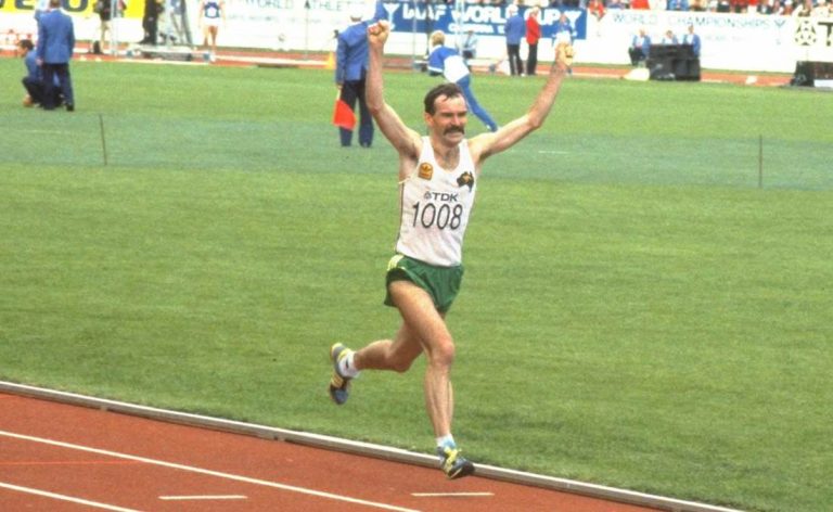 Australian Marathon Record Holder - The Training of Rob de Castella ...