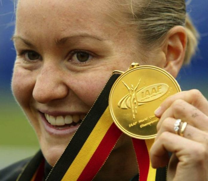 Benita, you bloody beauty | Oz at WXC history part 9 of 10 - Runner's Tribe