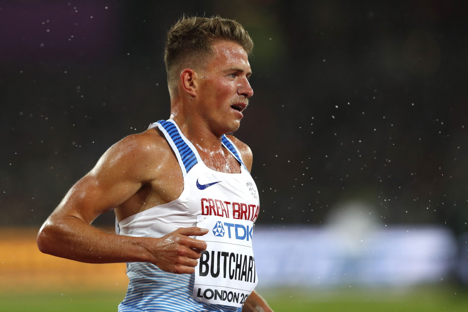 Andy Butchart's Traditional Training Approach - Runner's Tribe